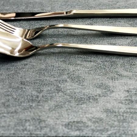 Stokes Cayenne Set Of Flatware 20 Pcs - Makhsoom