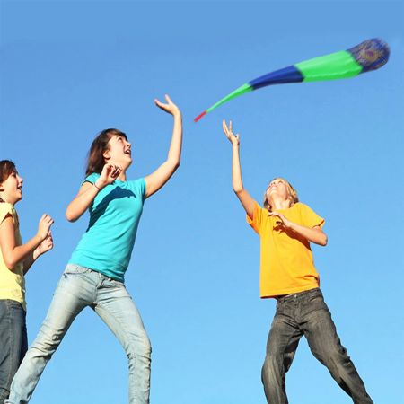 Sun Fun Comet Ball With Tail 5+ Years - Pink/Green - Makhsoom