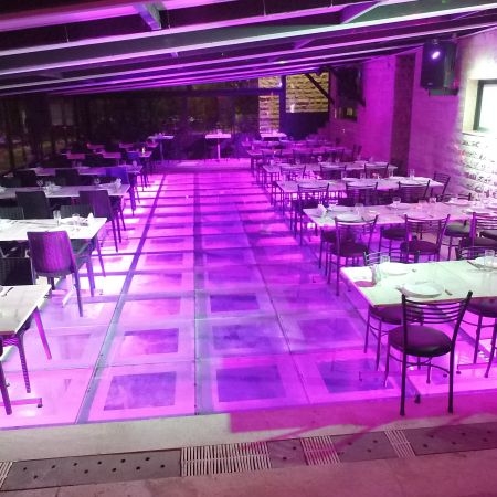 Entrance & Live Saj Station With Singer or DJ Entertainment - Makhsoom