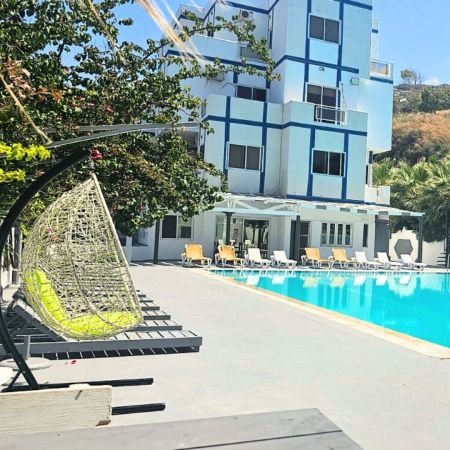 Beach & Pool Entrance For Kids (3 to 5 Years) On Weekdays - Makhsoom