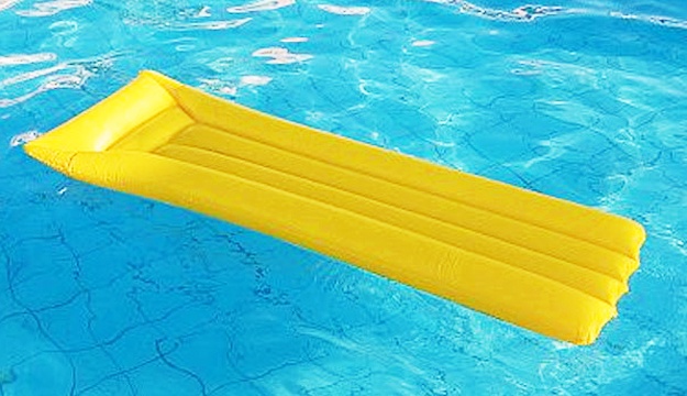 67% Off Inflatable Pool Mattress (Only $4 instead of $12) - Makhsoom