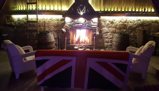 50% Off International Cuisine à la Carte from Stone Restaurant & Lounge ...