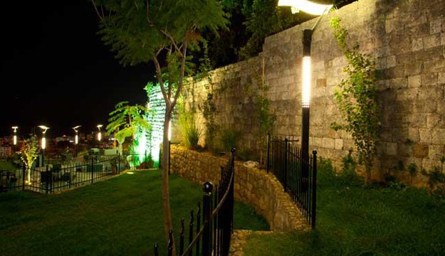 50% Off International Cuisine à la Carte from Stone Restaurant & Lounge ...