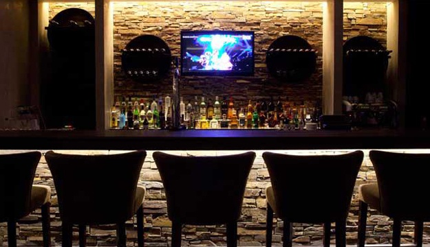 50% Off International Cuisine à la Carte from Stone Restaurant & Lounge ...