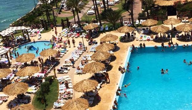50% Off Beach & Pool Pass Valid for Weekends & Weekdays from Sawary ...