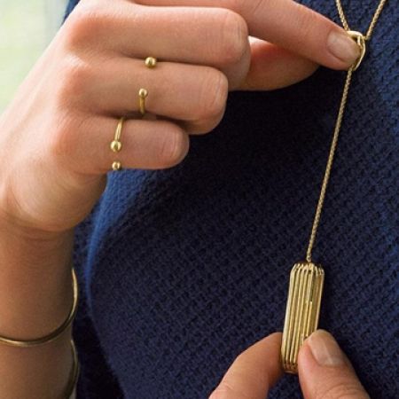 Fitbit Flex 2 Fitness Tracker Pendant For Women - Gold Plated - Makhsoom