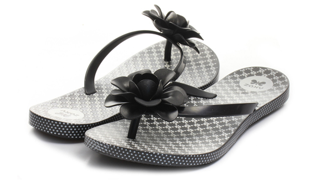 Zaxy Fresh Flower AD Slippers For Women - Blue - Size: 37 - Makhsoom