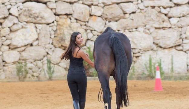 30 min. Horse Back Riding Session - Makhsoom