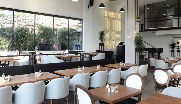 International Cuisine From The Menu - Makhsoom