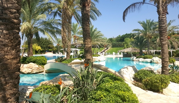 Pool Entrance Valid on Weekends , Weekdays & Holidays - Makhsoom