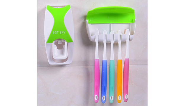 Automatic Toothpaste Squeezing Device With 5 Toothbrush Holder - Green ...